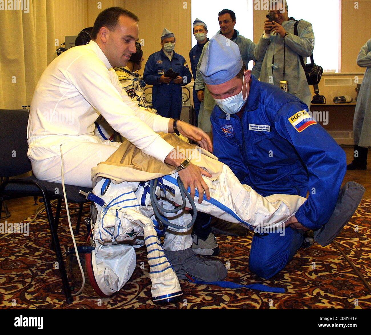 Yuri gidzenko hi-res stock photography and images - Alamy